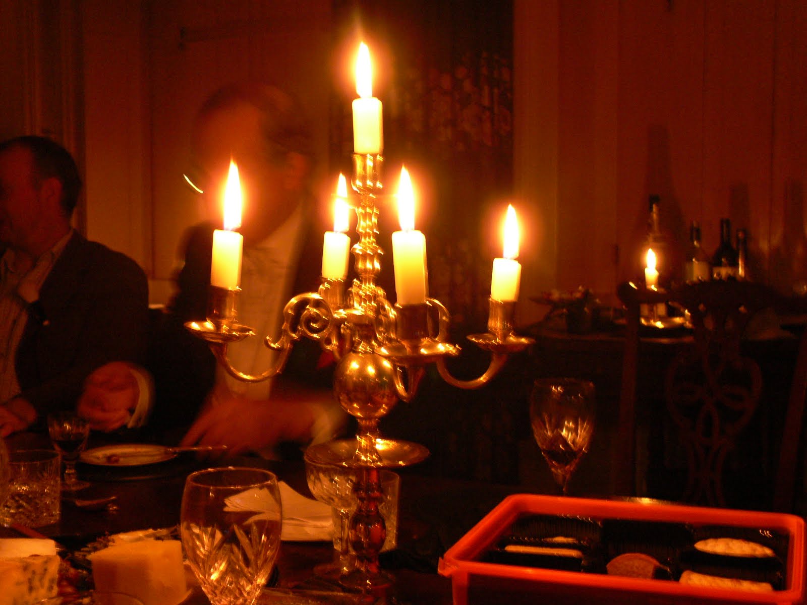 through-my-lens-winter-dinner-party