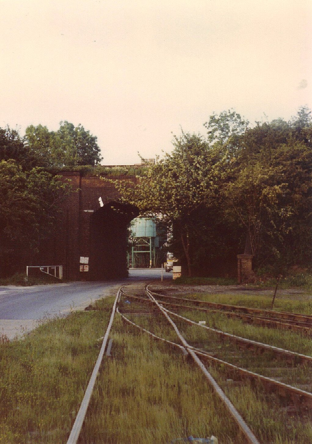 the rail thing: industrial line