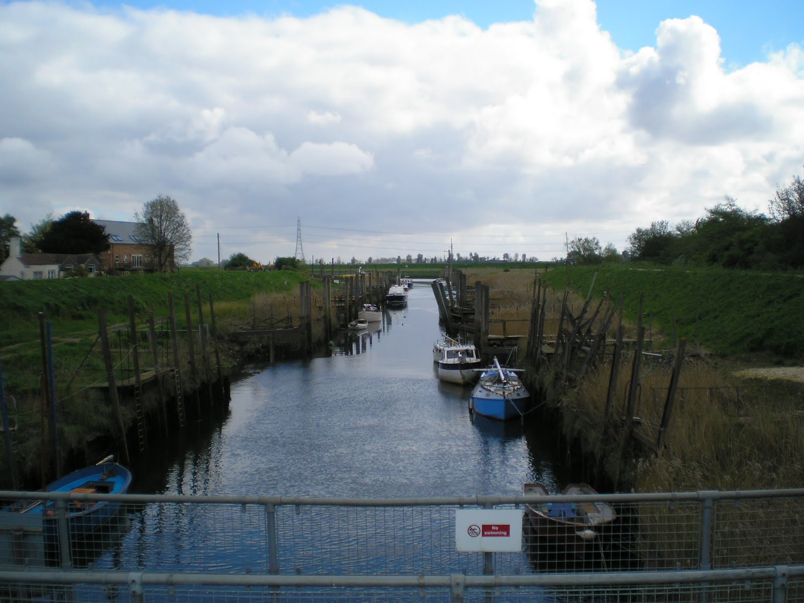 Journeys End a simple life in Lincolnshire: Surfleet Reservoir