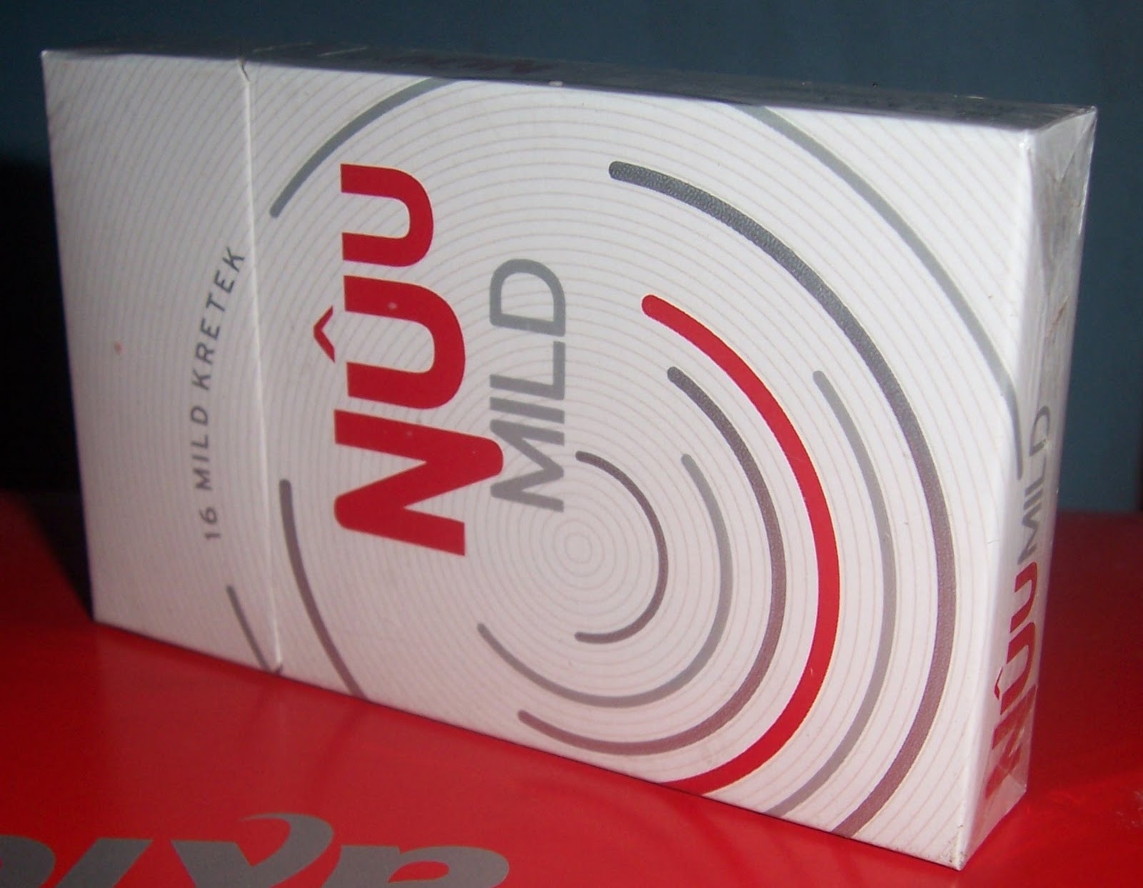 warung sembako: harga rokok di warung sembako :. lombok