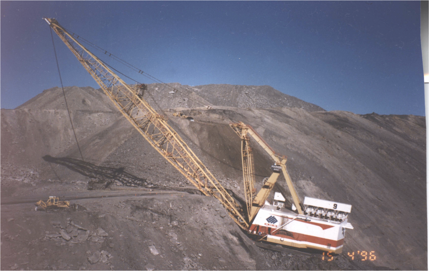 Mining Mayhem: Dragline Bench Failure