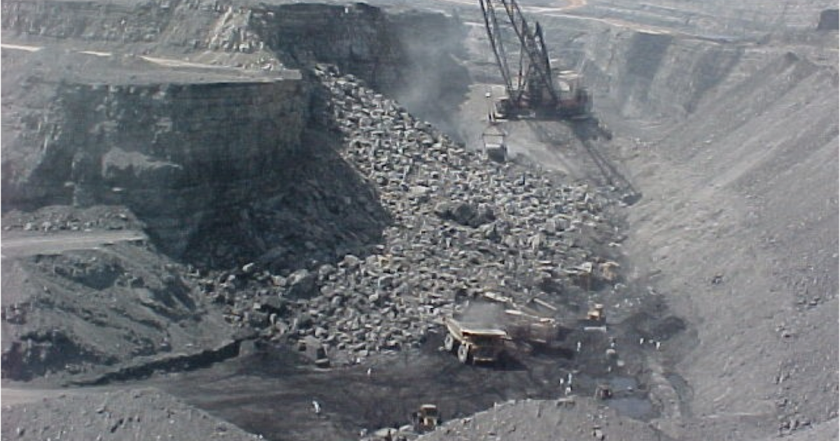 Mining Mayhem: Major Highwall Failure