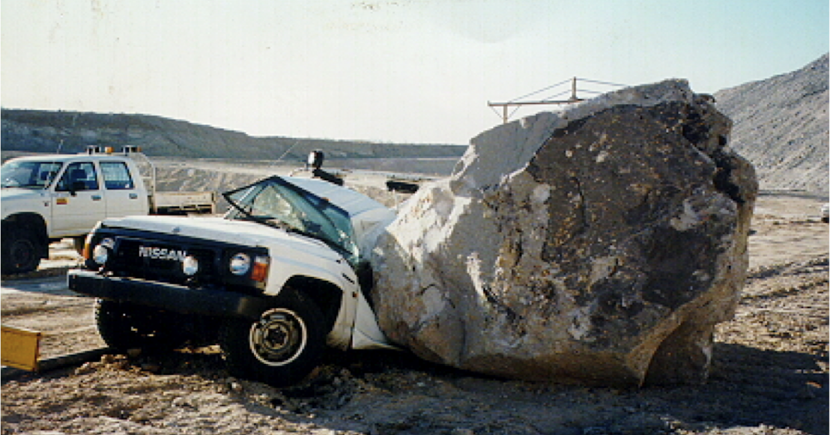 Mining Mayhem: Dragline Housekeeping