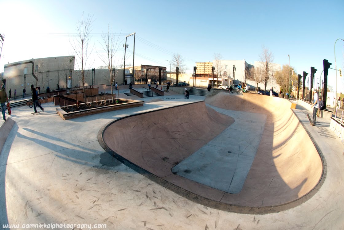 Pancakes and Skateboards!: Brandon Skatepark. The Visit