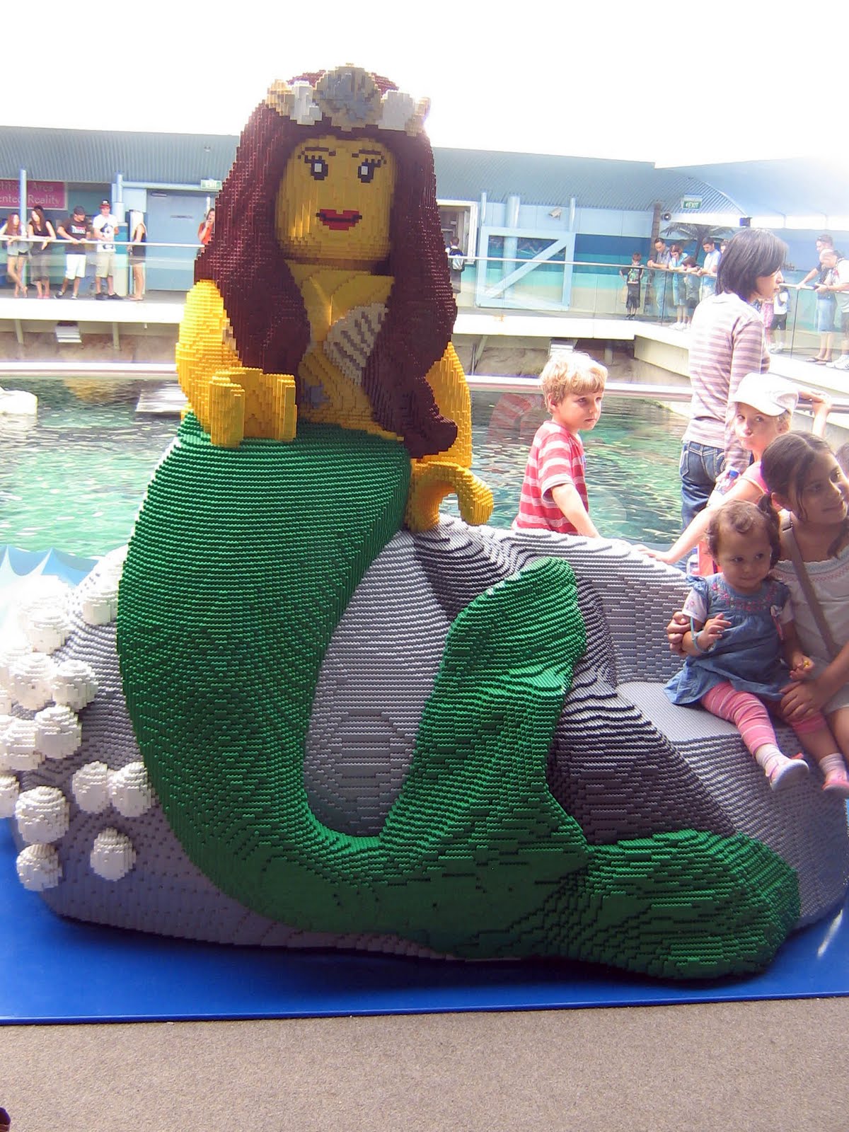 BLACK MERMAID PRODUCTIONS™: Leggo Mermaid