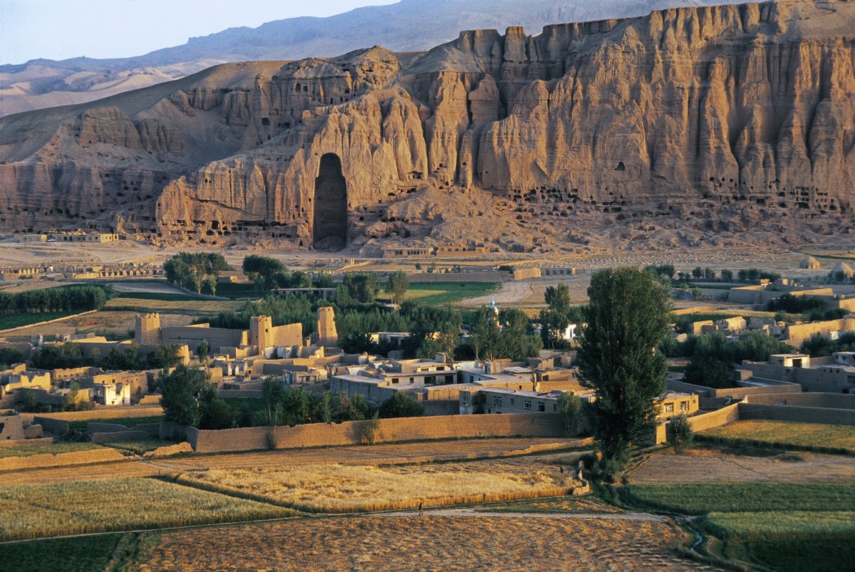 Who am I? Who are you?: March comes in like a lion and goes out like a ...