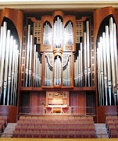 Anyone can learn music: Organs