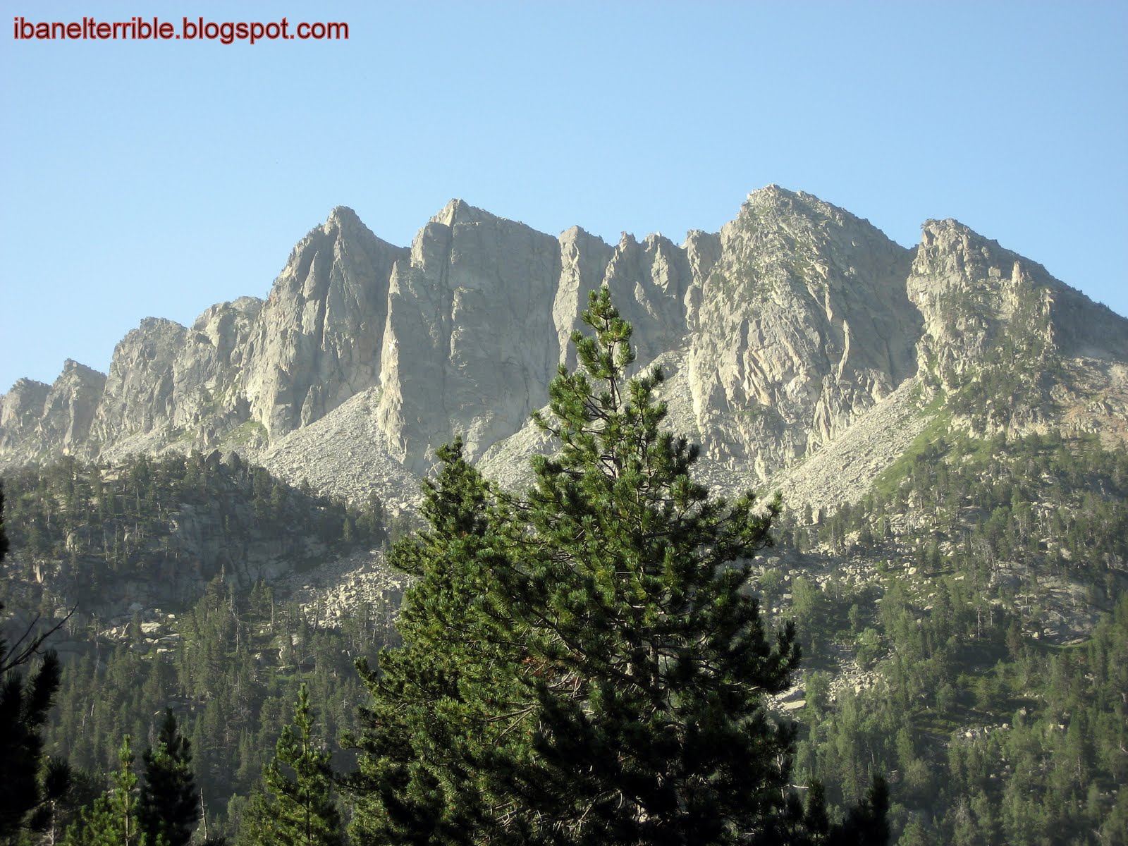 la vida és vertical: AIGÜESTORTES, AGULLES DE DELLUI. Cuanto cuesta ...