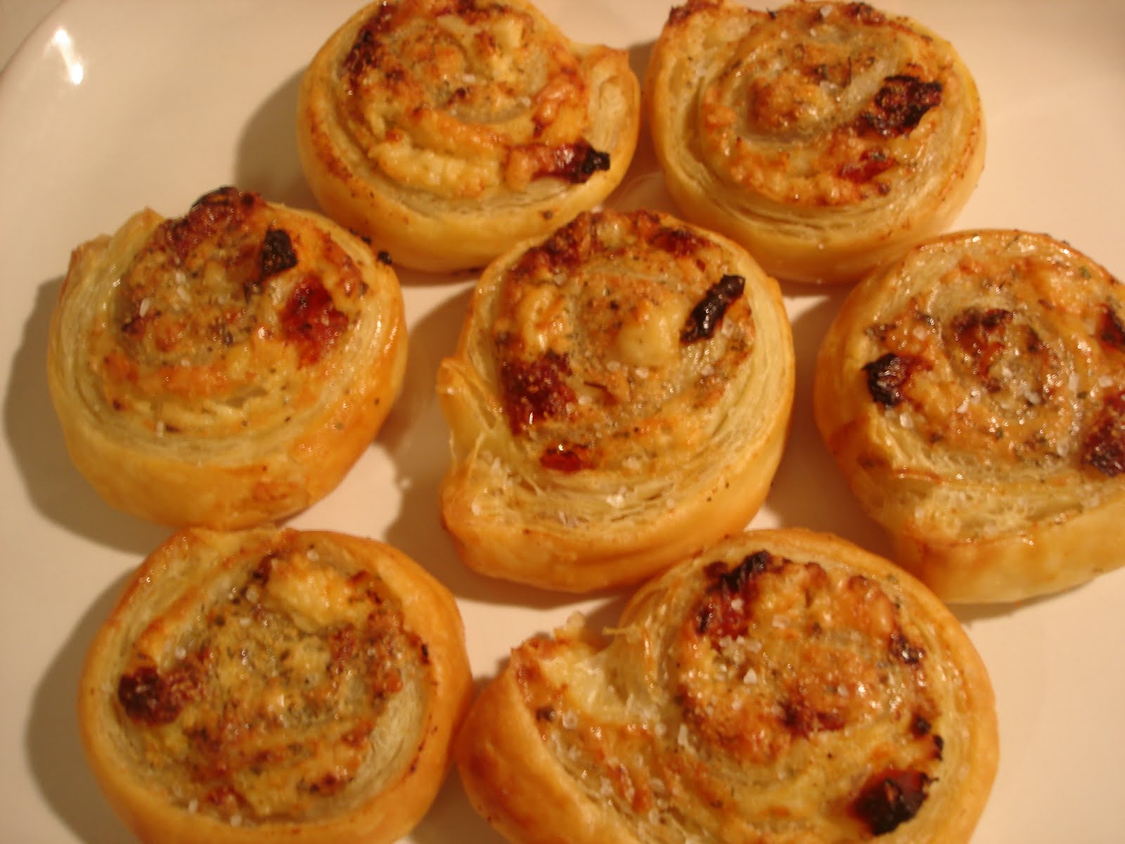 The Tiny Skillet: Tasty Pinwheel Appetizers