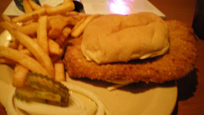 Des Loines: 92 Roadhouse Bar and Grill in Columbus Junction