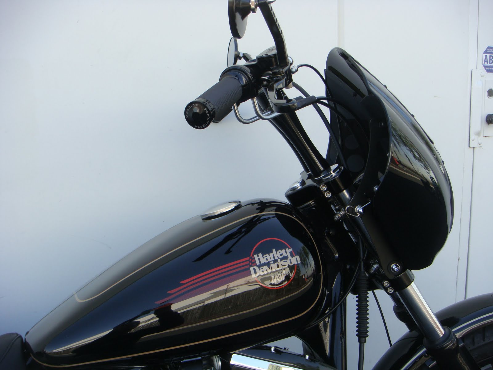 MOTOMO: Top Shelf Customs '90 FXR Rebuild