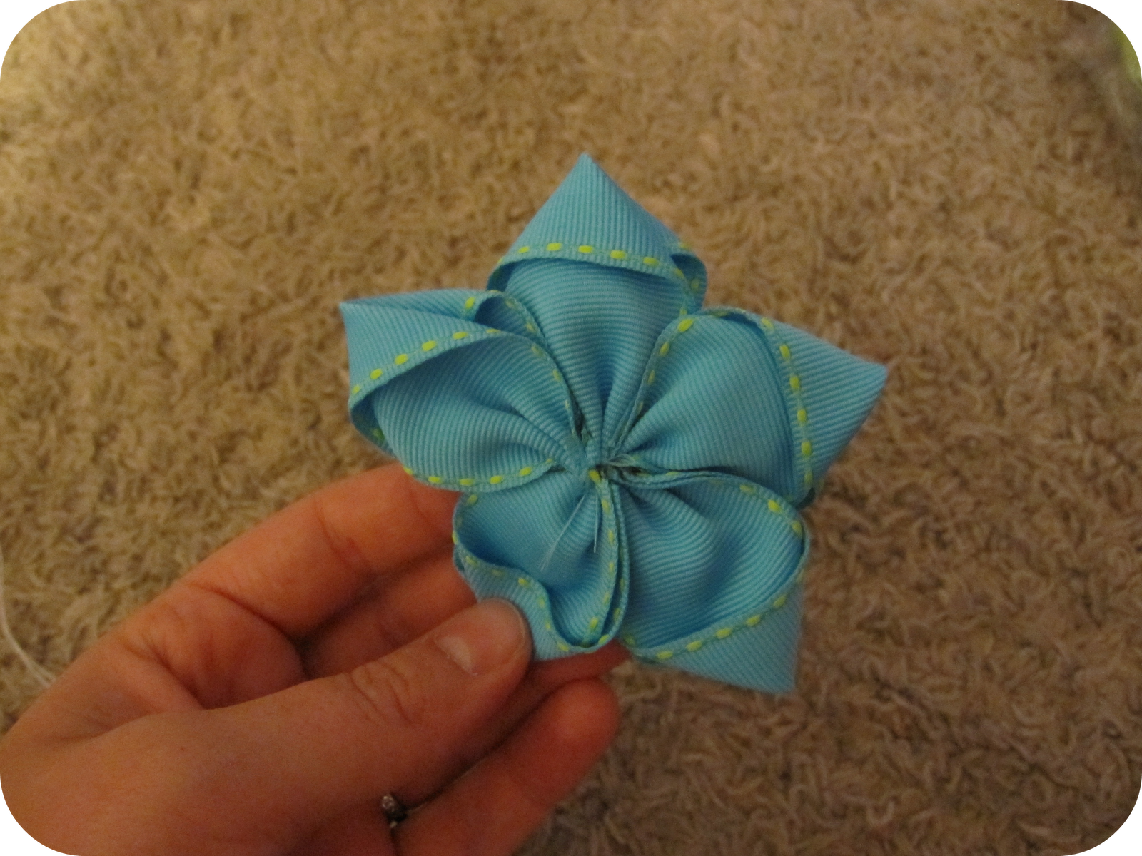 Two Crafty Critters Ribbon Flower Tutorial two-crafty-critters-ribbon-flower-tutorial