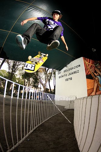Wheels Skate Shop: MARIO SAENZ Y EL TEAM ZAPARE EN LA WHEELS SHOP