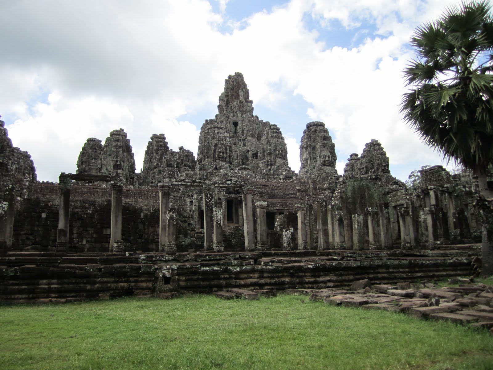 A Sakura Story: Cambodia- Siem Reap Bayon temple A Sakura Story: Cambodia- Siem Reap Bayon temple