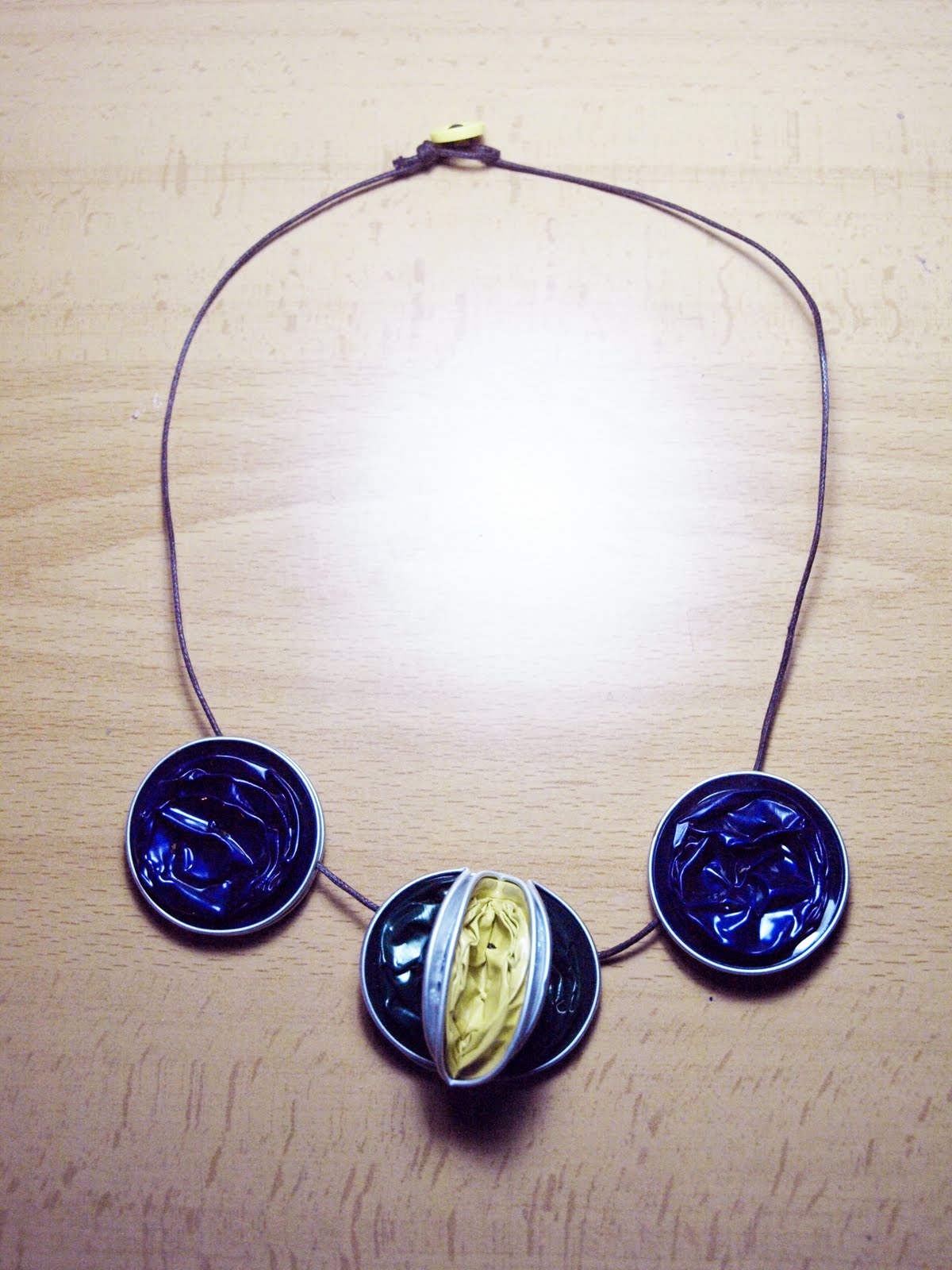 Gresca: Collares reciclados con capsulas de café