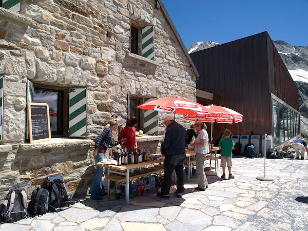 SkiZinal: New Moiry Hut