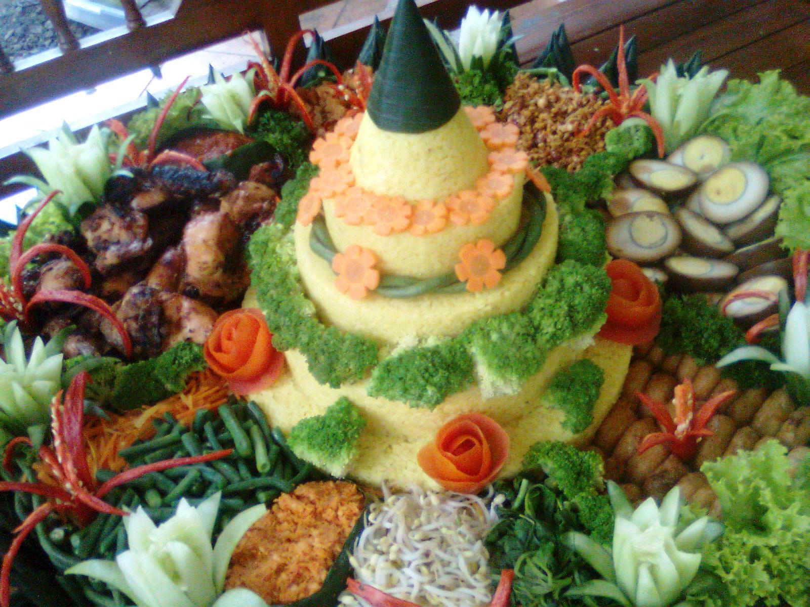 Foto Foto Tumpeng | LUCKY CATERING