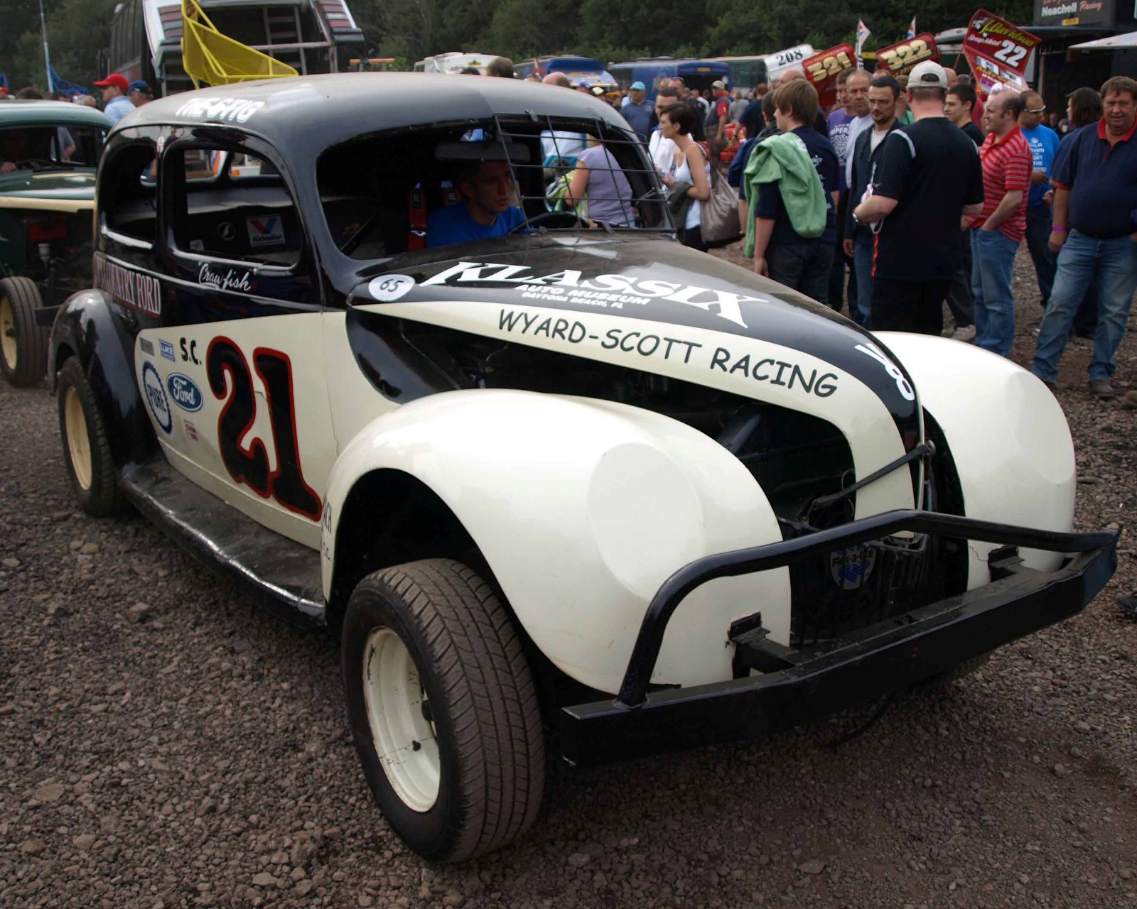 Dennis en Nicolien: World Final Brisca Stockcar F1 Coventry 2010