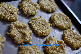 Table for 2.... or more: Barazek (Middle Eastern Pistachio Sesame Cookies)