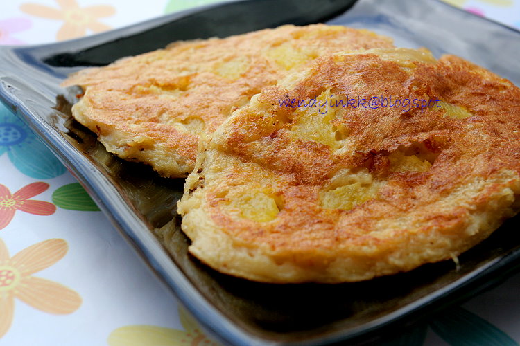 Table for 2.... or more: Peach Oatmeal Griddle Cookies