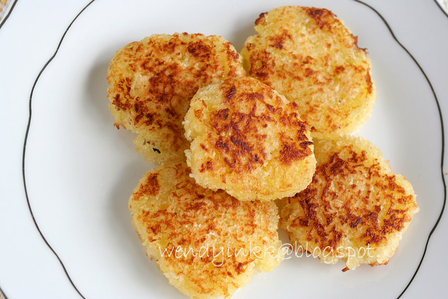 Table for 2.... or more: Cassava Pancakes