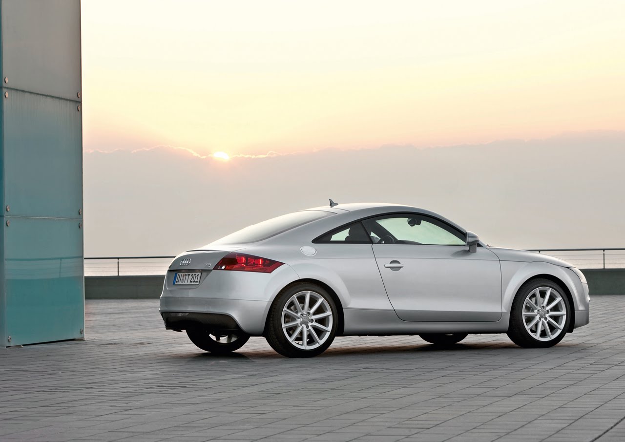 Officially Revealed: 2011 Audi TT shows new facelift - 211 hp 2.0 TFSI ...