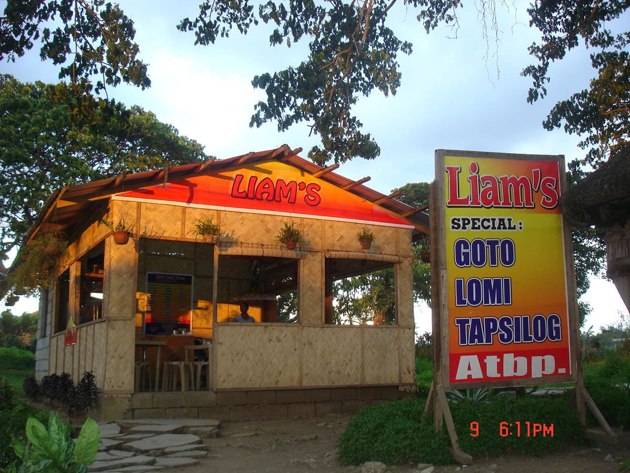 Liam's Lomi House: History