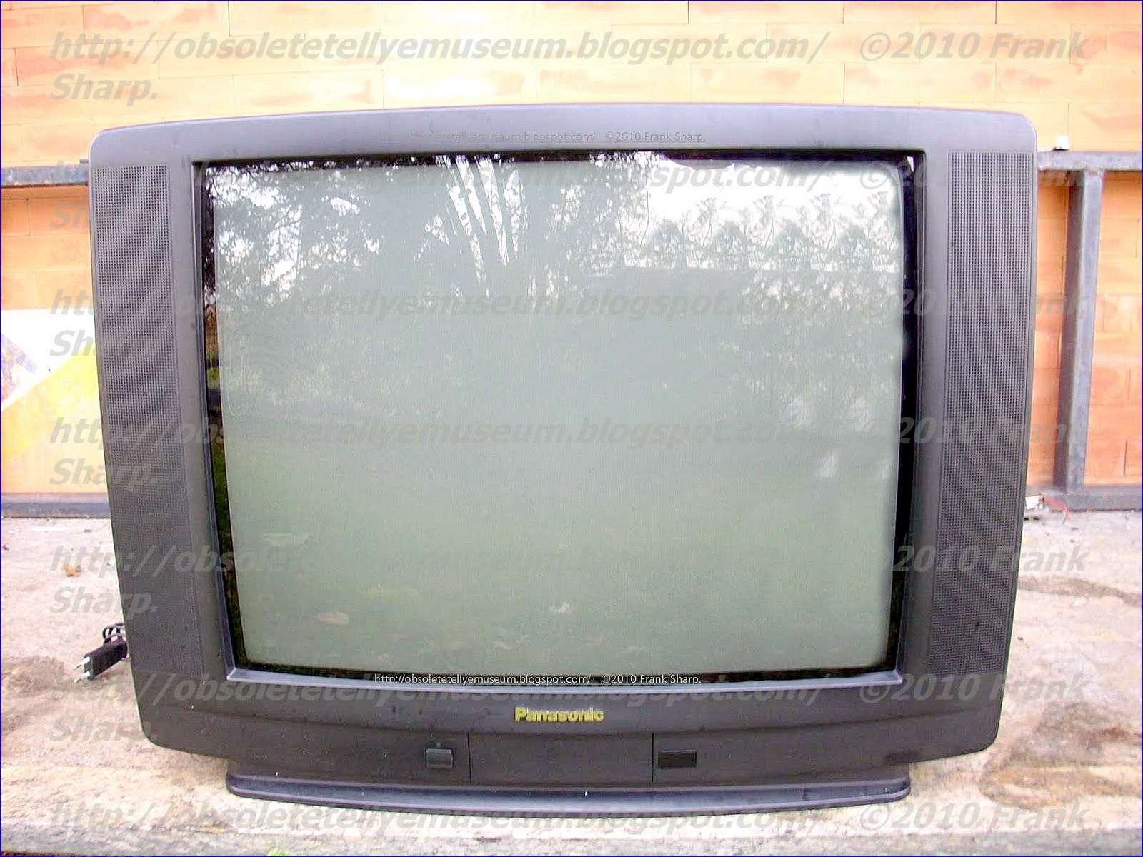 Obsolete Technology Tellye !: PANASONIC TX-28LD1C YEAR 1995