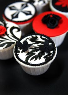 Pommes Desserts: Gothic Romance