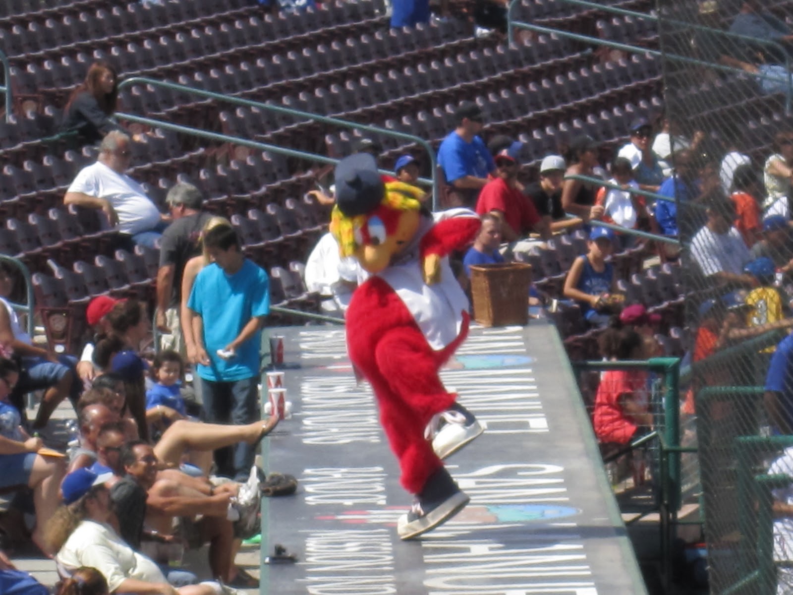 Plaschke, Thy Sweater Is Argyle: Manny Ramirez 66ers Bobblehead Game ...