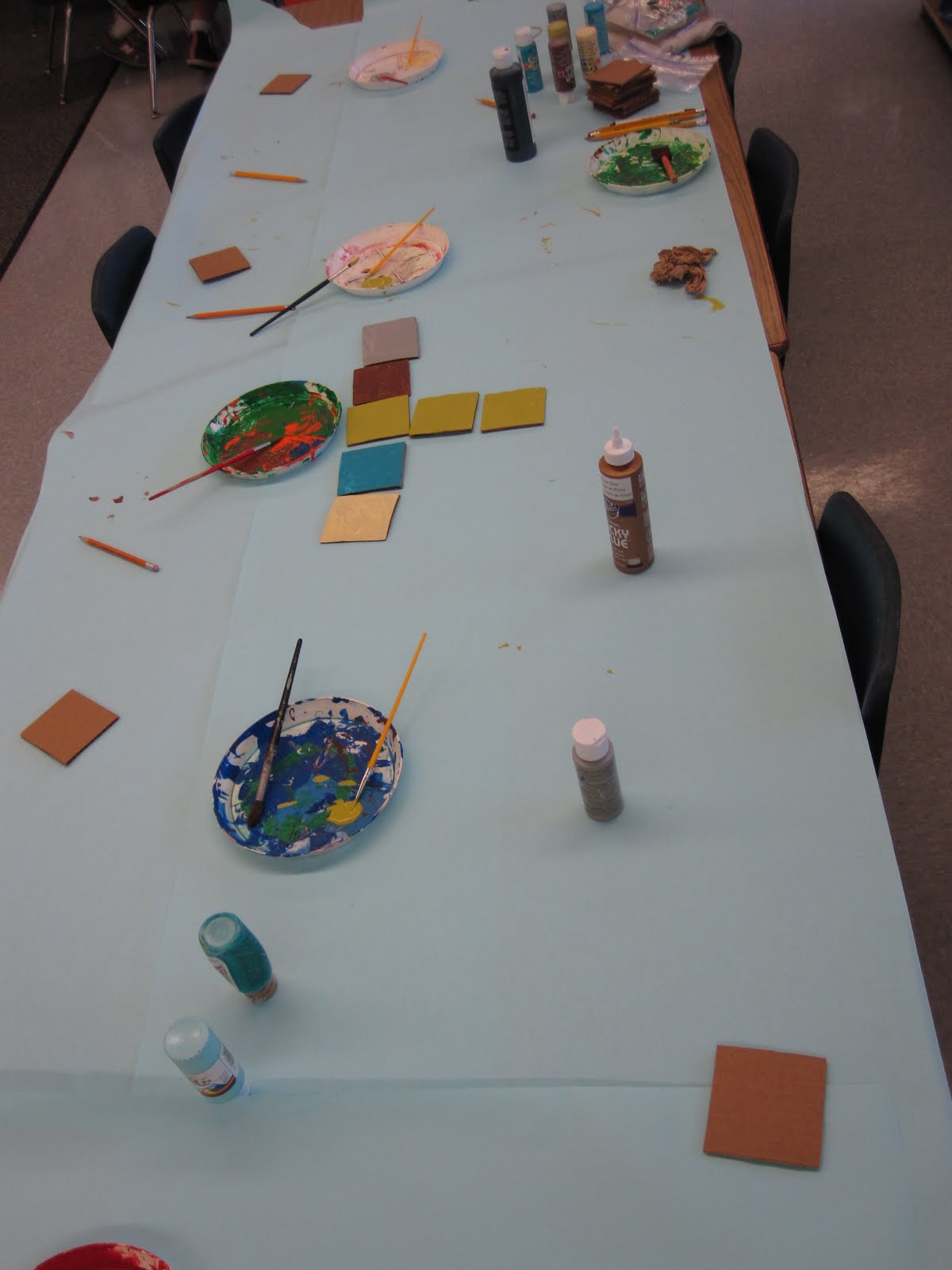 mintagehome: Craft Lab: Classroom Recycled Art Project