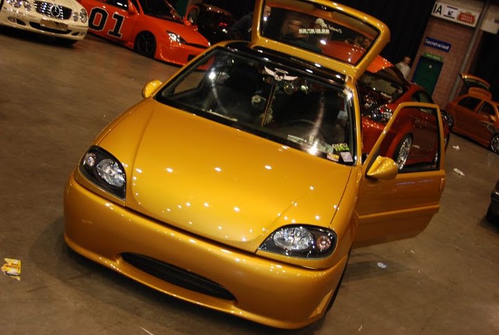 les voitures tuning: Hot_Tuning__Night_