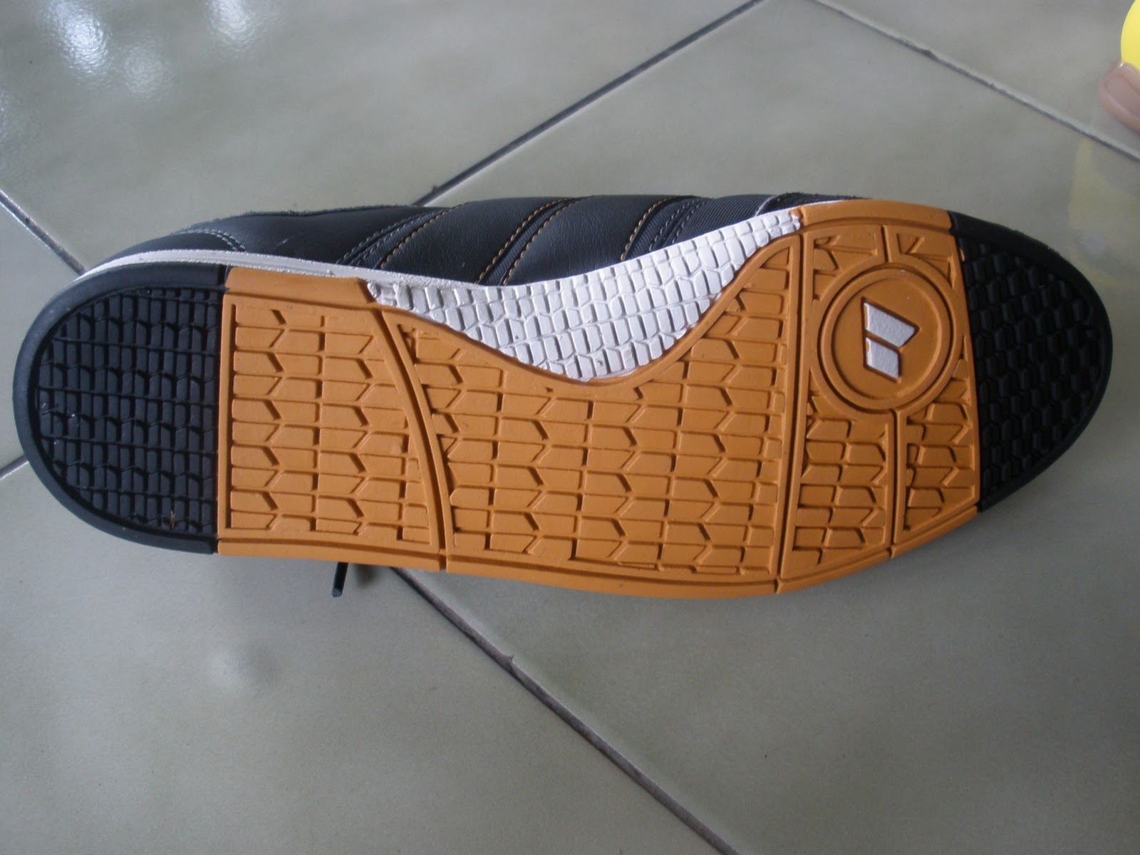 Toserba Jeffrey: Sepatu Macbeth - Original