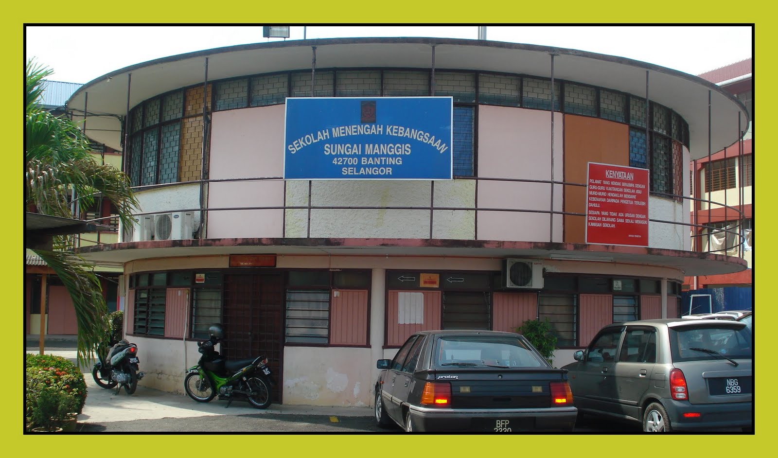 CHERITE SHAYE: -->>SAYANG SMKSM