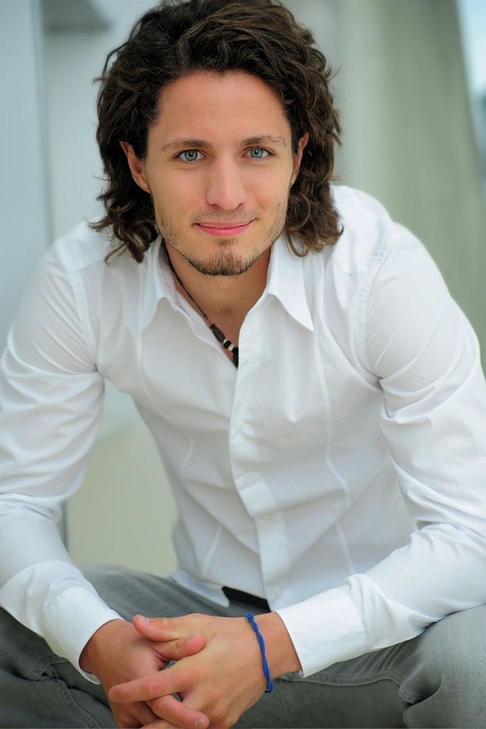 MAN AMAZING MAN: Milan Marcus