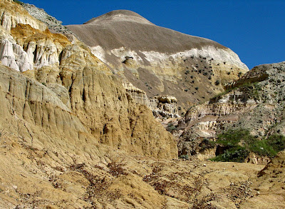 Bob's Blah-Blah Blog: "Travelogue: The Castles, Slim Buttes, South Dakota"