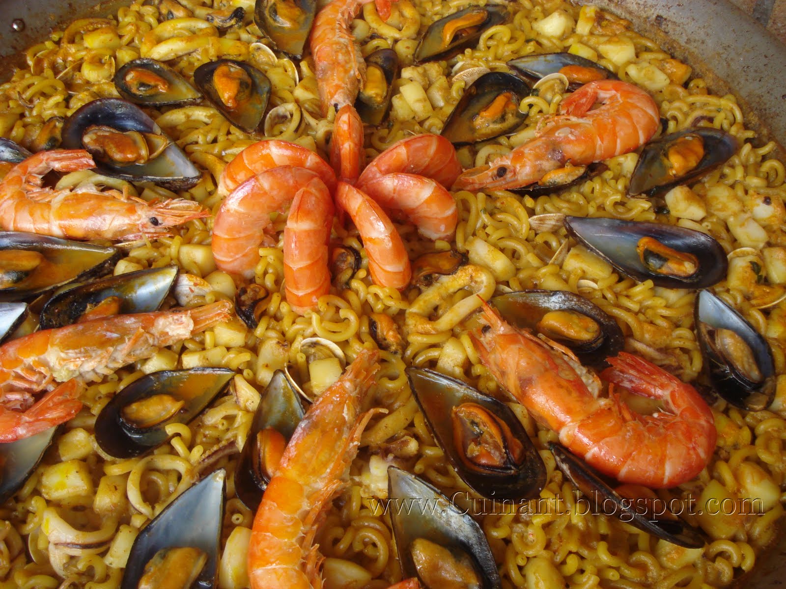 Cuinant: Fideuá de Marisco