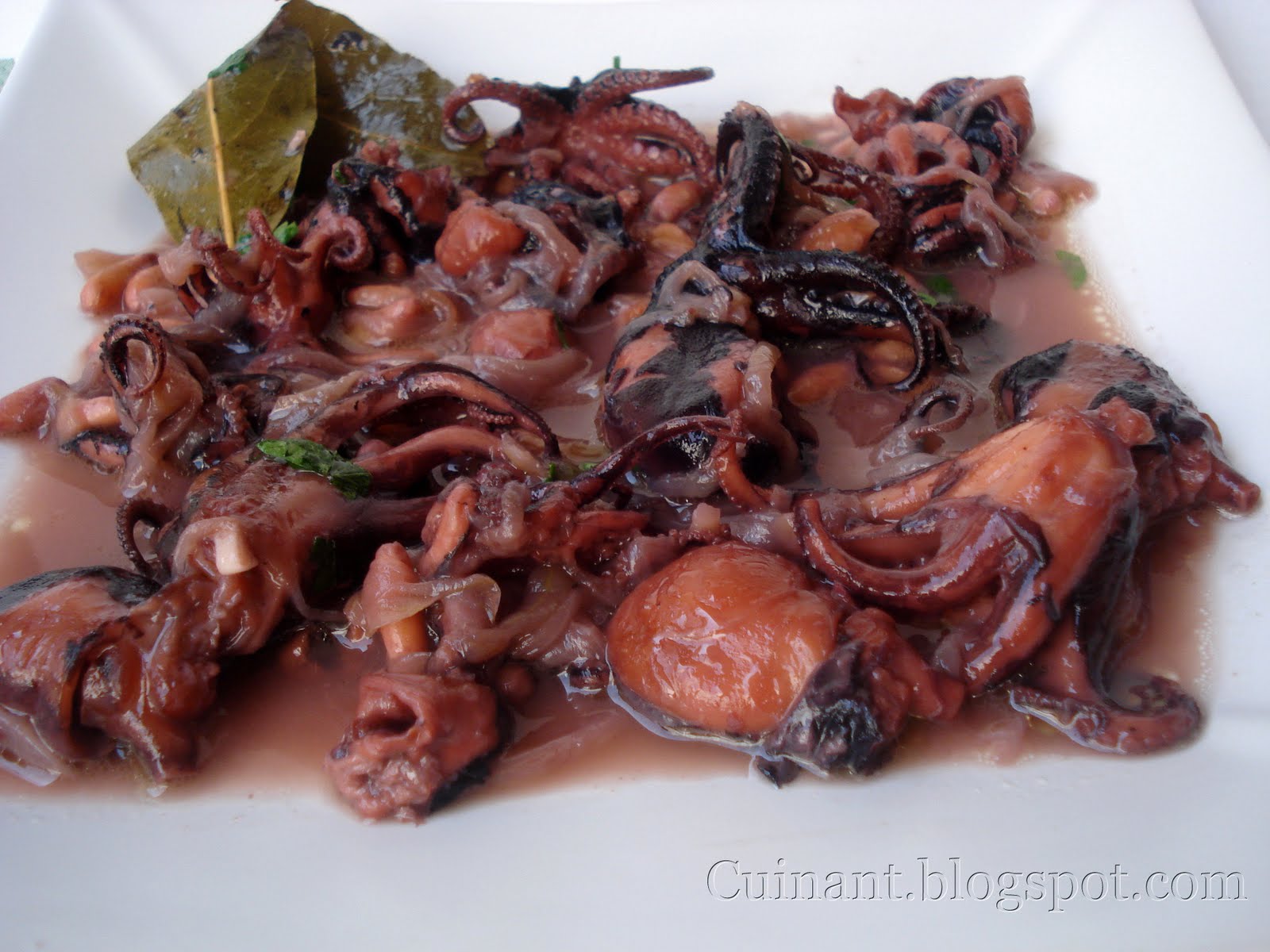Cuinant: Pulpitos Encebollados