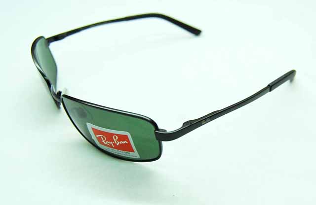 BOMBASTIC RAYBAN: Ray-Ban Predator Flight Extreme 3194