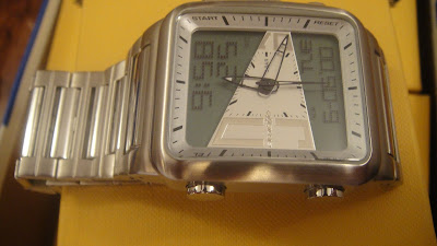 Just Chilling...: Arnette Watch -Review- AR 03601