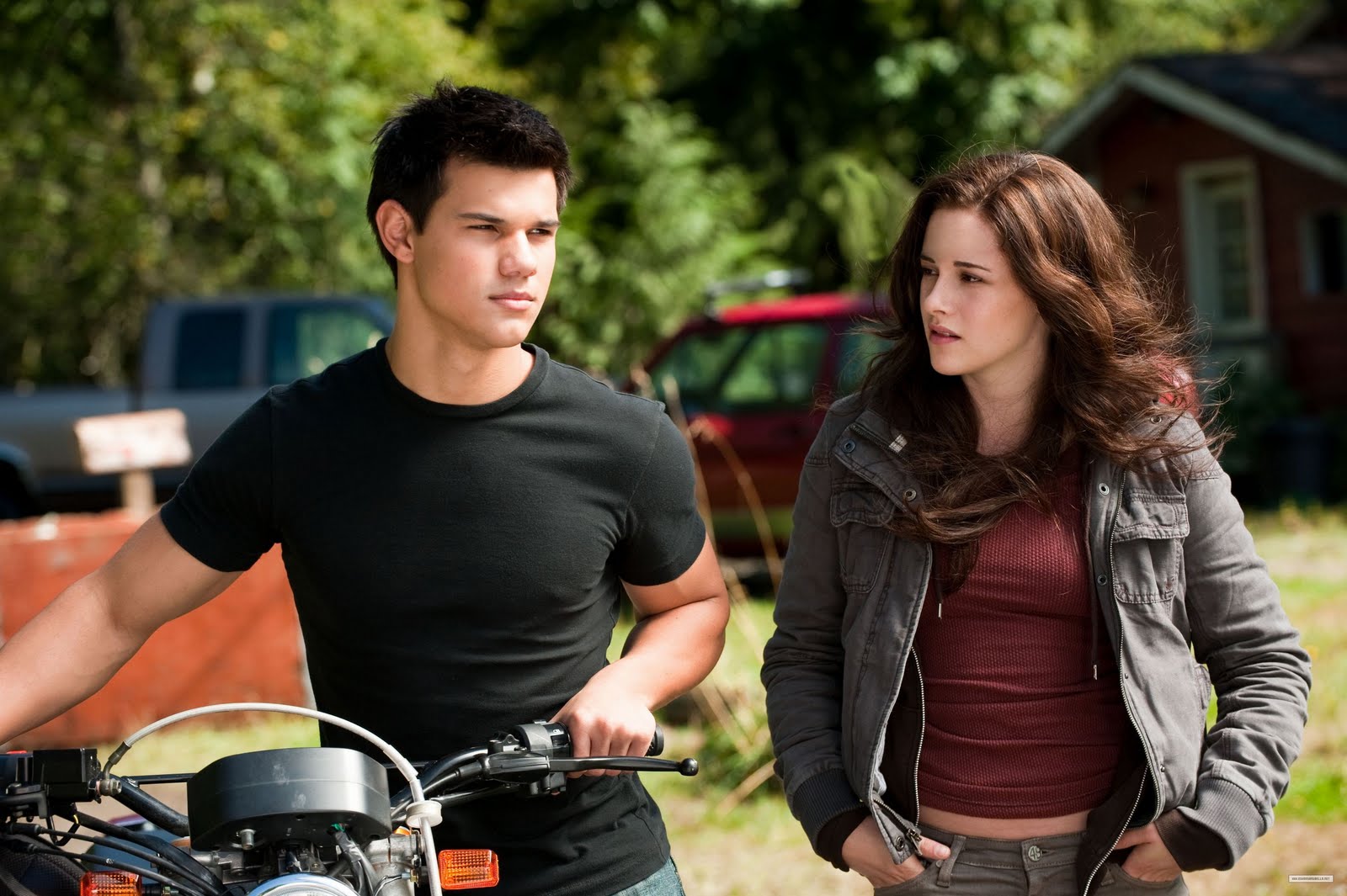 Gossip_dance: New Still Jacob and Bella (HQ)