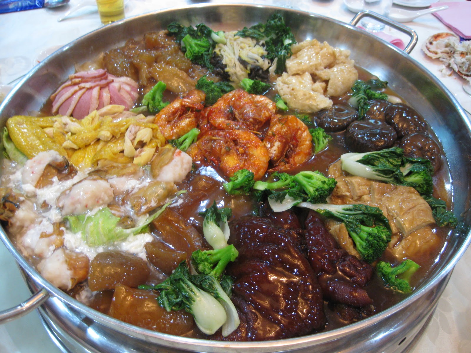 Peggy Loh ~ My Johor Stories: Banquet in a basin