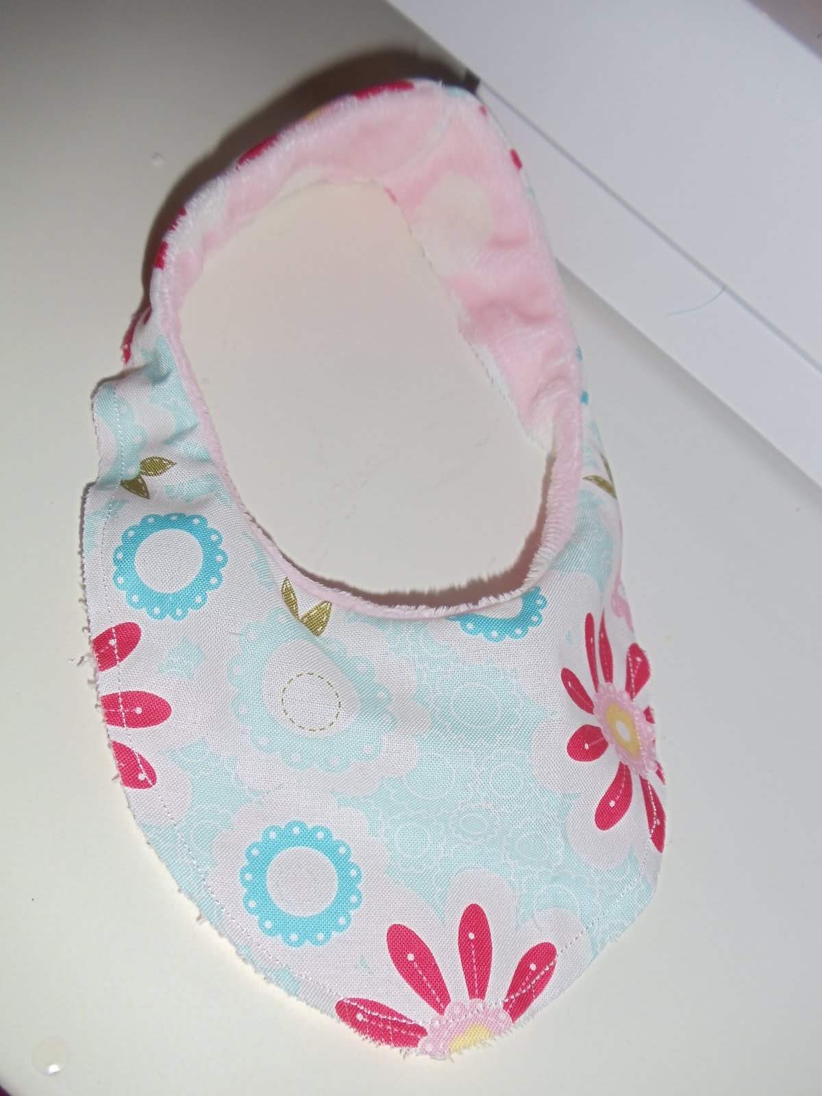 My Cotton Creations: Sweet Slippers Tutorial and Pattern