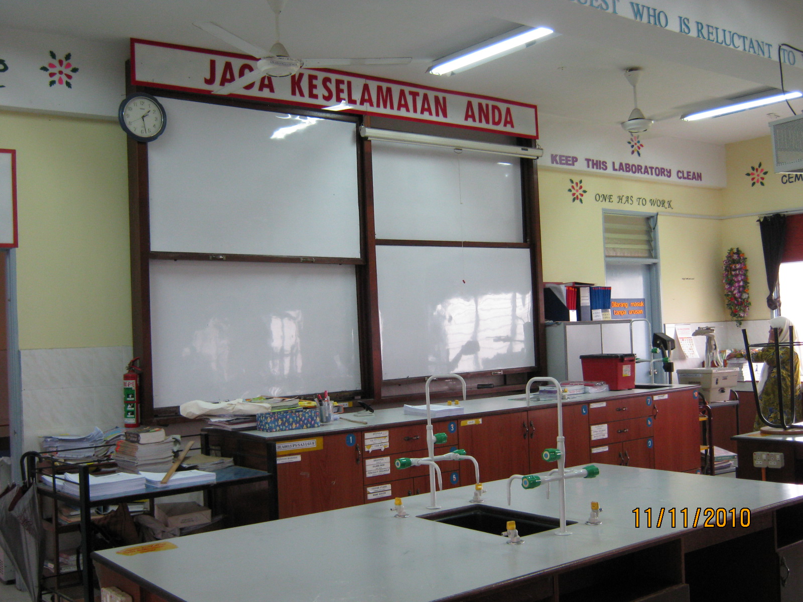 Makmal Sains Sekolah: MAKMAL-MAKMAL SAINS DI SMKDS