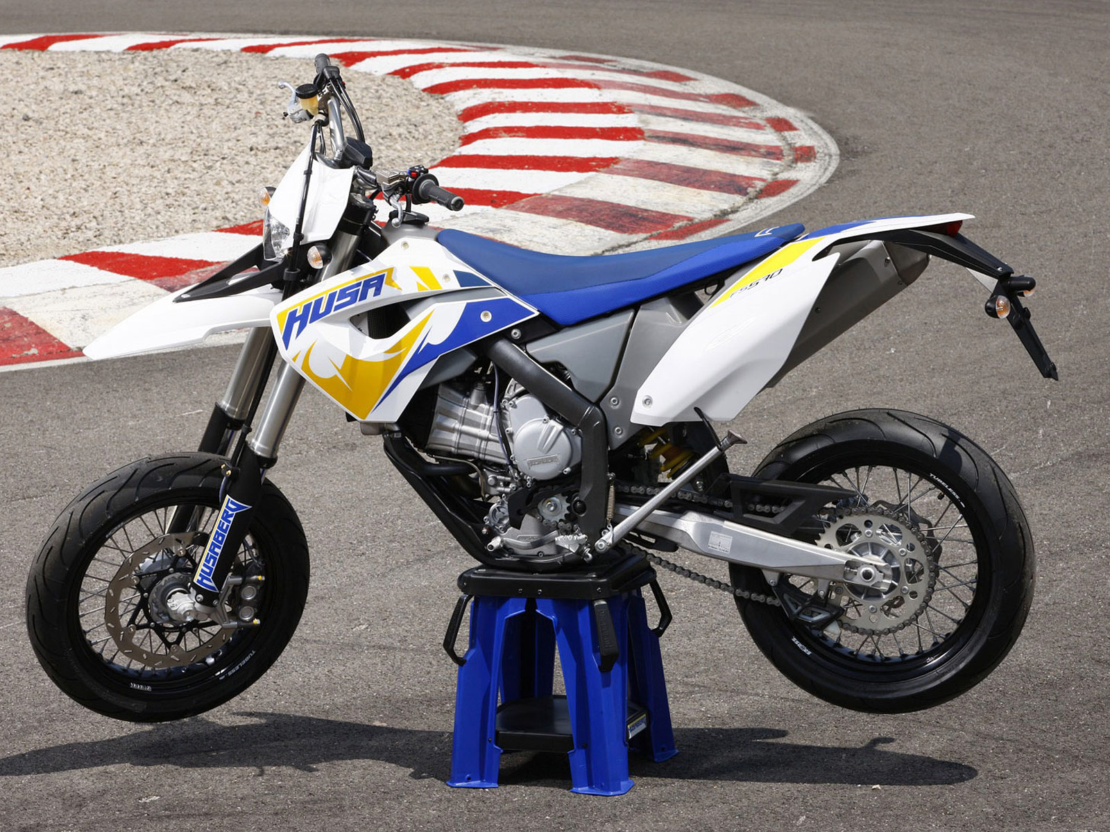 2010 HUSABERG FS570 Supermoto motorcycle insurance