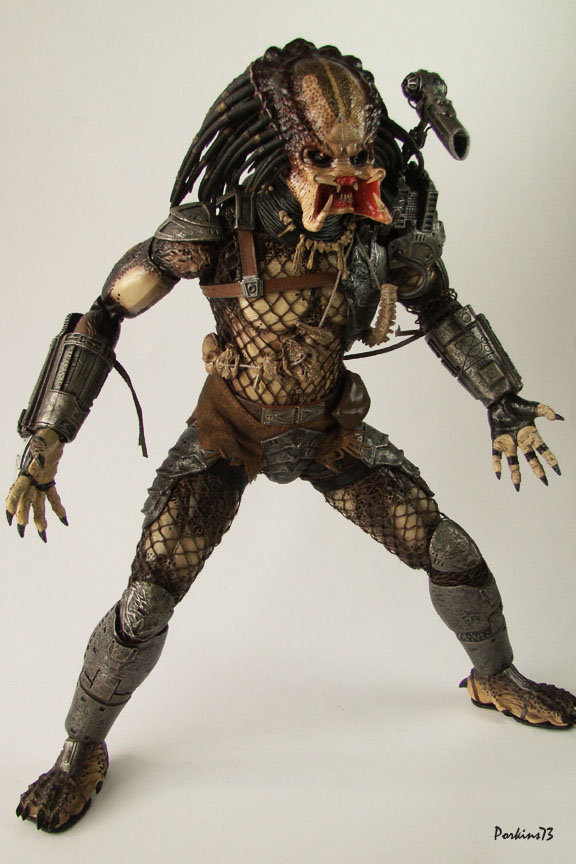 RED6: Hot Toys MMS090 Predator (1987)