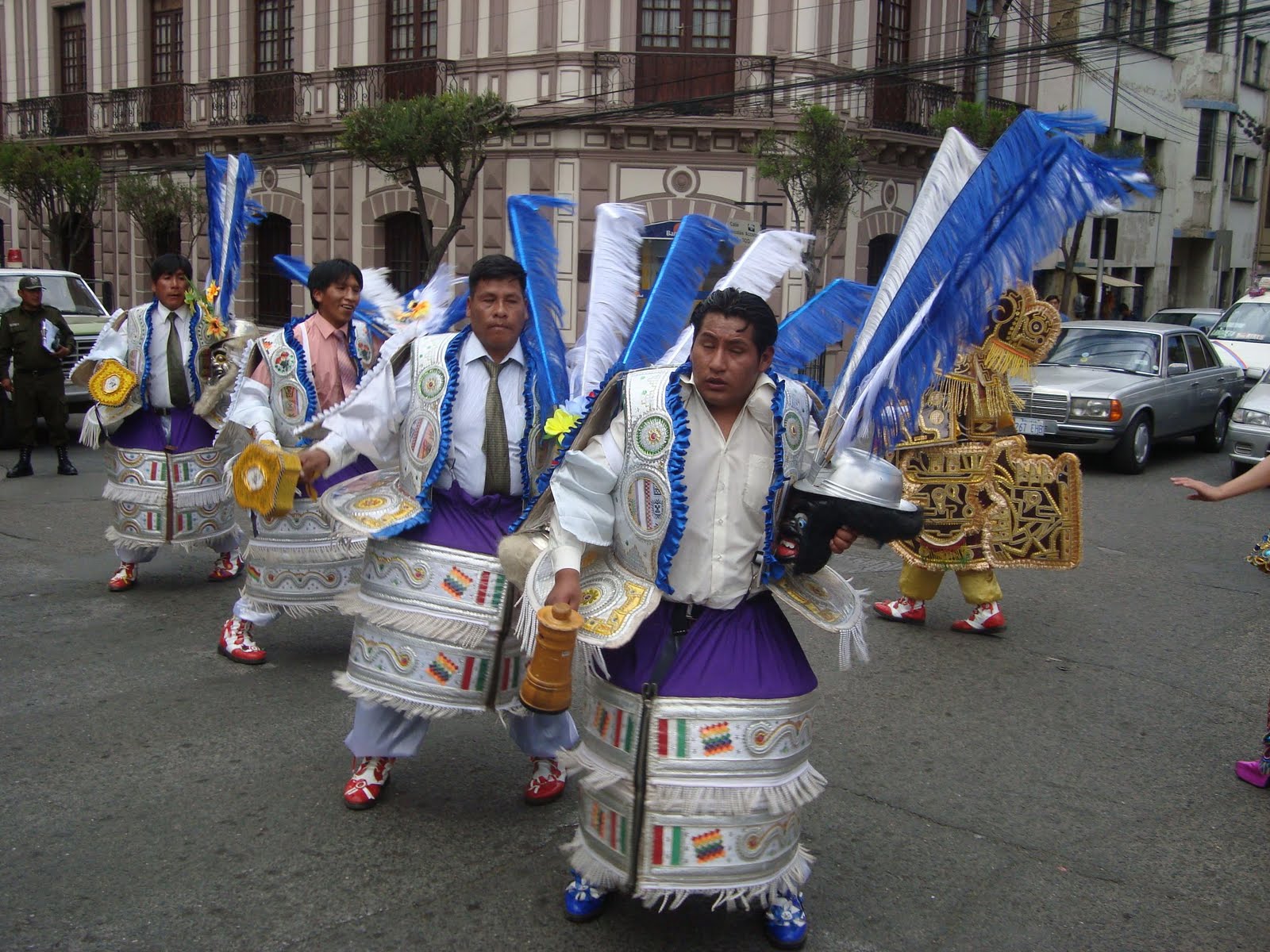 LOST IN PEROU: La Paz et le catch bolivien