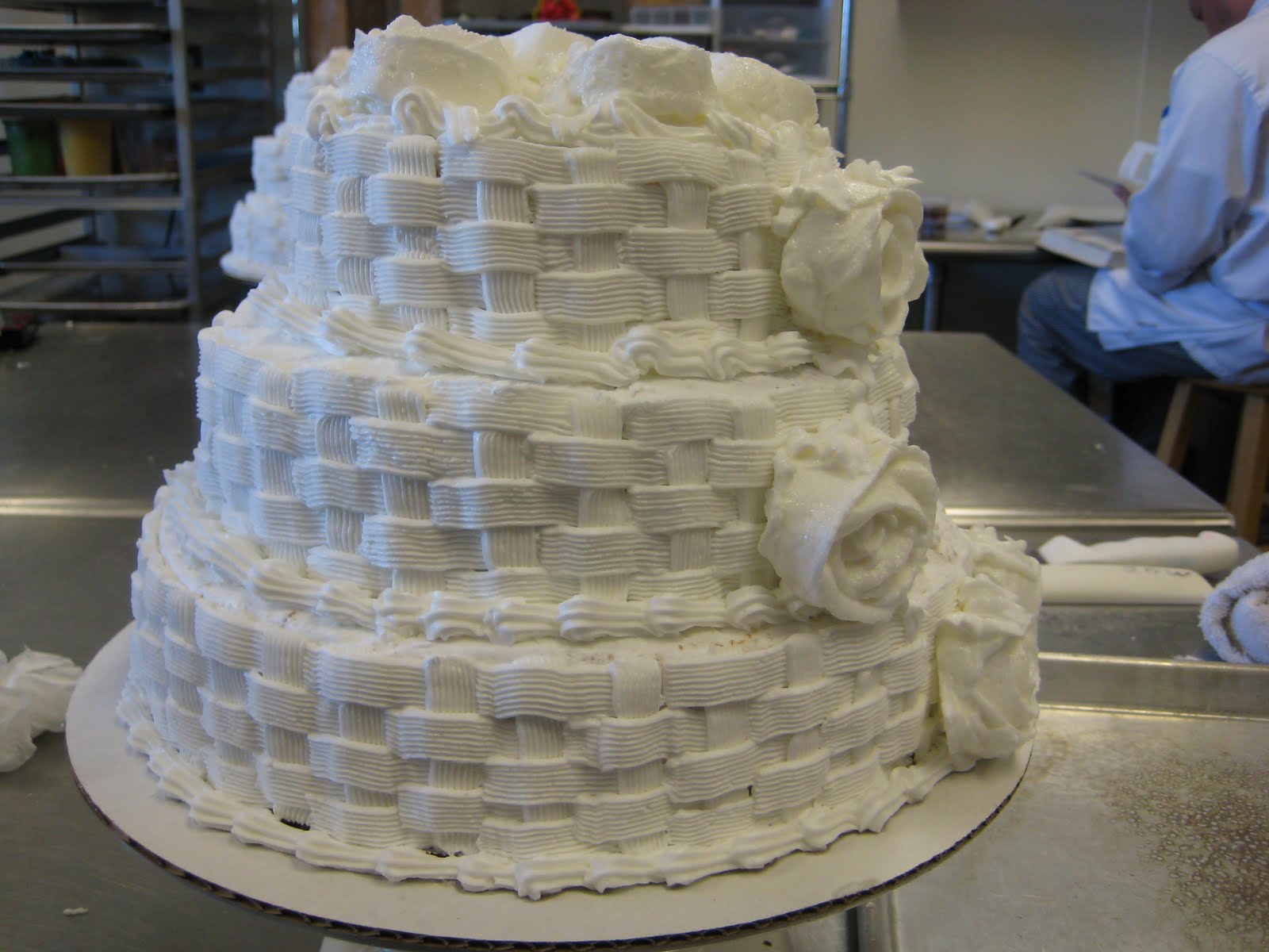 Journal of a culinary student: Advanced baking: Cake station