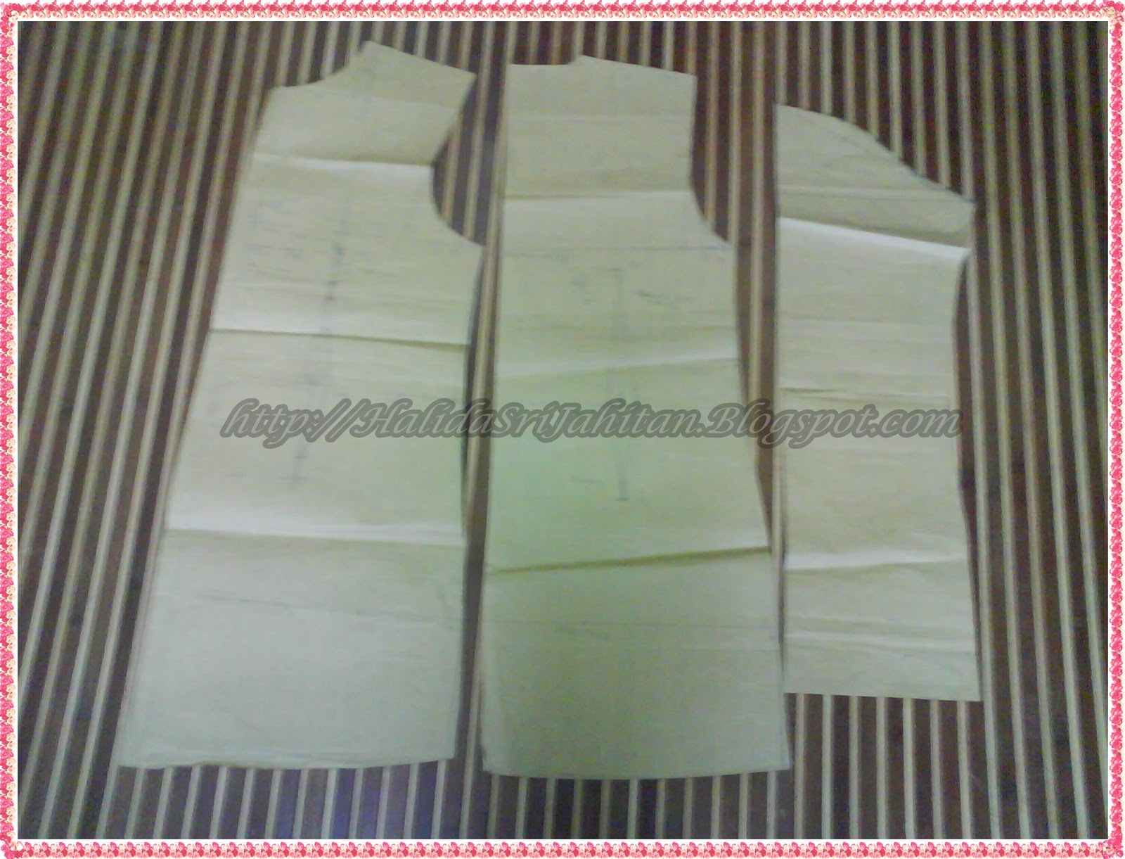 Variasi Jahitan: UPAH BUAT POLA BAJU