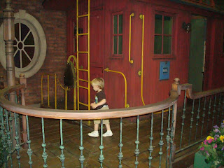 Caboose on "Barney" TV show - RAILROAD.NET